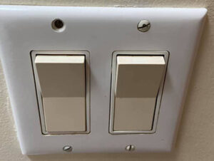 5 Reasons Behind Light Switch Won't Turn Off [Easy Fixing]